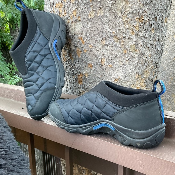Merrell | Shoes | Merrell Alpine Moc Black Quilted Slip On Hiking ...
